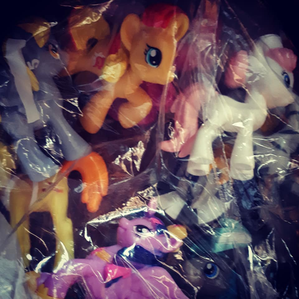 LFCC 2018: My Little Pony Meets Artists Alley – COMICON