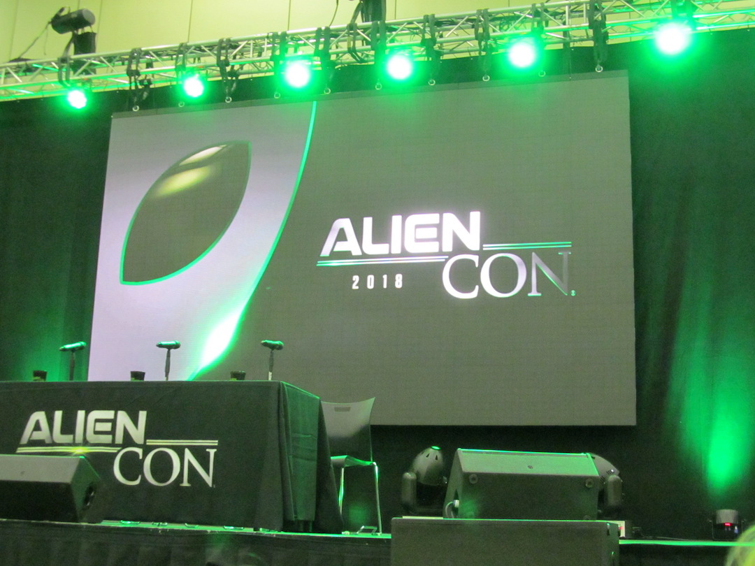 AlienCon 2018: An Out Of This World Show In Photos – COMICON