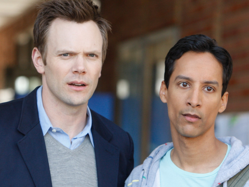 ‘Community’ Tops Our Netflix Picks In April – COMICON